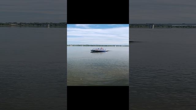 первое плавание.