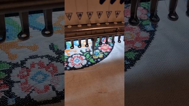 Вышиваем и создаём настроение. Нам важна ваша поддержка ❤️