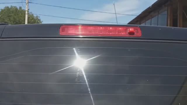 Замена ламп дополнительного стоп сигнала на Honda Pilot II