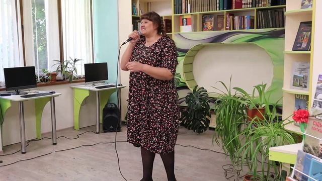 Анна Устинова