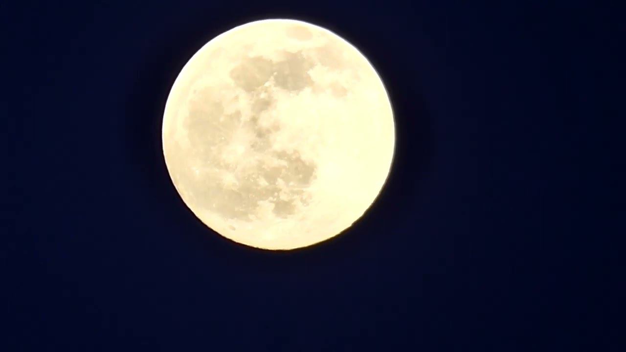 Луна  Весной _ Полнолуние 2023