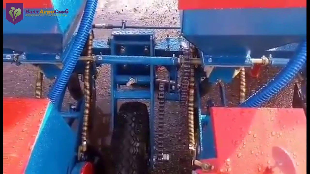 Работа высевающего аппарата сеялки СПП-8