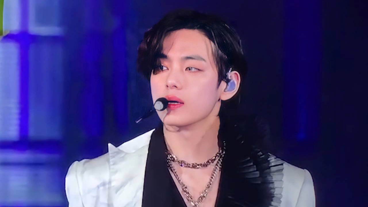 BTS Kim Taehyung - Life