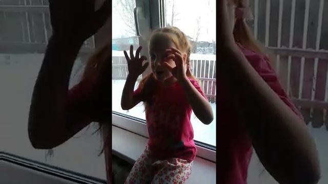Черепанова Олеся, 5 лет, Саша Чёрный 'Что ты тискаешь утёнка'