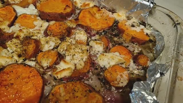 (ASMR COOKING) - ГРАТЕН ИЗ БАТАТА. ИДЕАЛЬНОЕ БЛЮДА ИЗ СЛАДКОГО КАРТОФЕЛЯ.