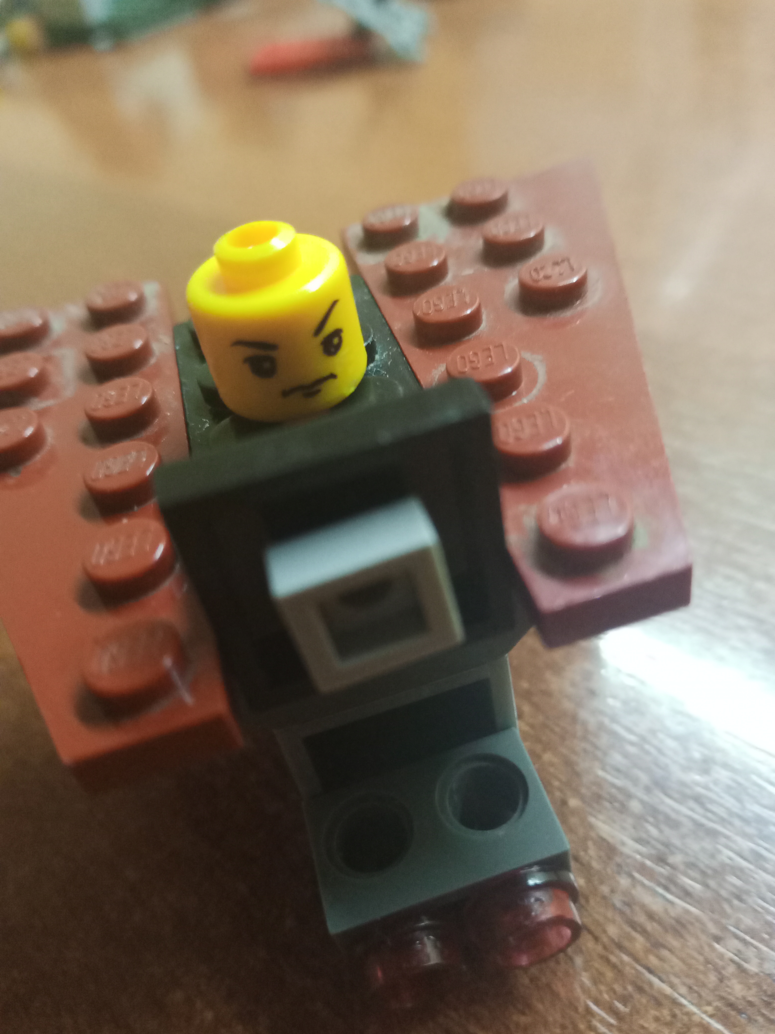 Как сделать Джи мена из Лего. Для тех у кого мало деталей .