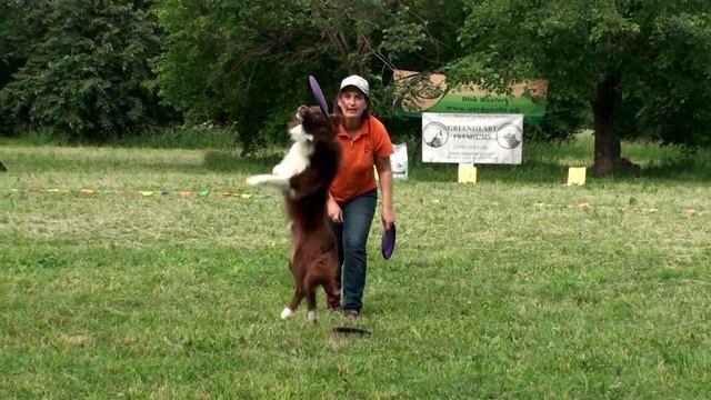 Frisbee Freestyle Татьяна и Ру.mp4