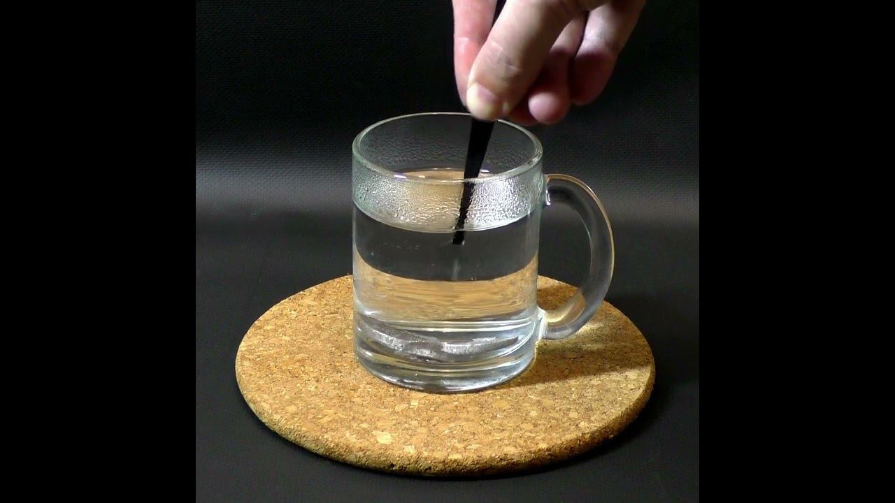 Сплав Вуда плавится в кипятке/Wood's metal melts in hot water #shorts #physics #tricks
