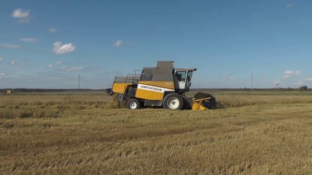 Комбайн зерноуборочный SR 2065.mp4
