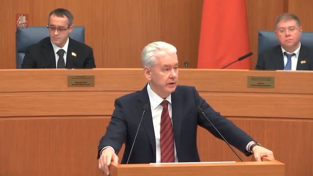 За 3 месяца до эпидемии. Собянин увольняет врачей и урезает места в больницах