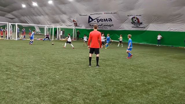 Дальний гол в девятку