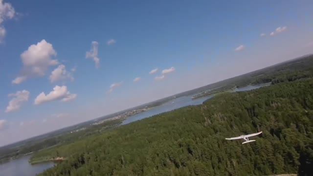 Full HD. Мой самолёт в объективе action-камеры на борту сопровождающего меня ведомого.