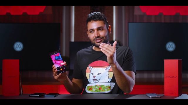 Распаковка OnePlus 9 и 9 Pro!