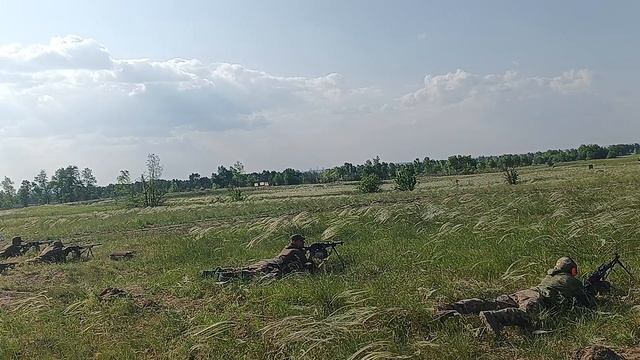 Групповая стрельба с ПКМ и ПКП.