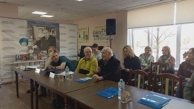 11. Родственник Н.И. Тряпкина – Петров Евгений Евгеньевич