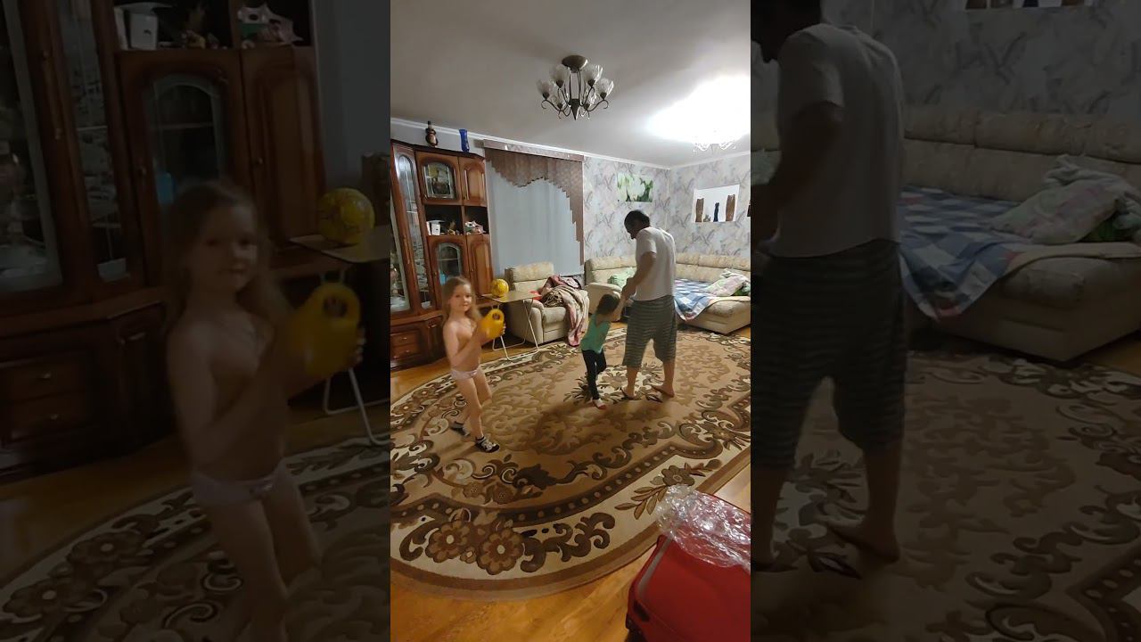 Игры с дедушкой #ксюшвимаша #дедушка #игры #играемсдетьми