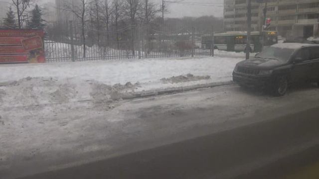 Москва, автобус 1002, участок м. Тропарево - Тропарево