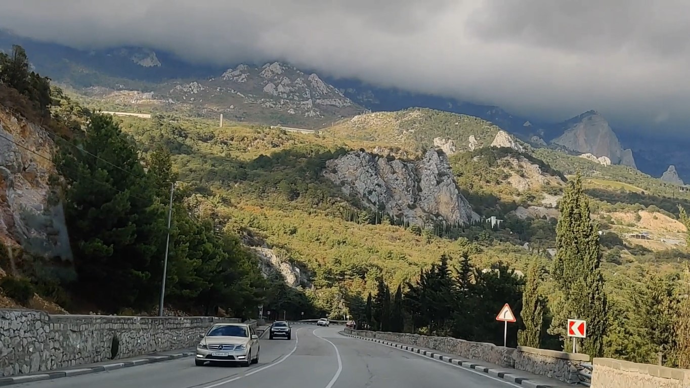Мы в Крыму. Осень 2020. Путешествие по Крыму. Едем в Ялту.