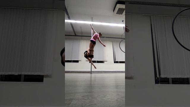 Pole dance дуэт 20221004