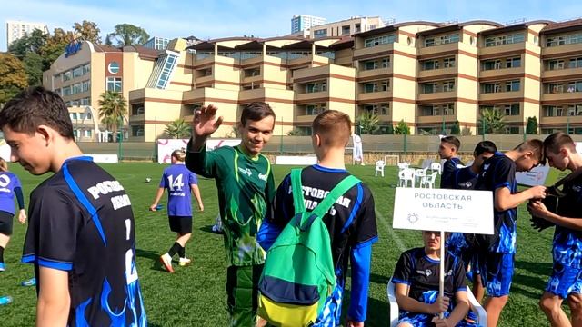 Добро в лицах Комета - клуб адаптивного  футбола для особенных детей