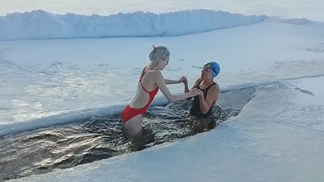 Первый раз в проруби. Инструкция для новичка.12.01.24 А.Жигалина.А.Федотов. Закаливание с Н.Серой