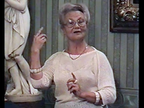 "Я маленькая балерина" (запись 1999 г.). Слова и музыка Вертинского. Поёт Савченко Лидия Михайловна.