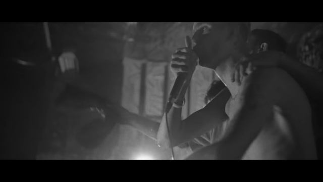 LIL PEEP - PRAYING TO THE SKY (LIVE)