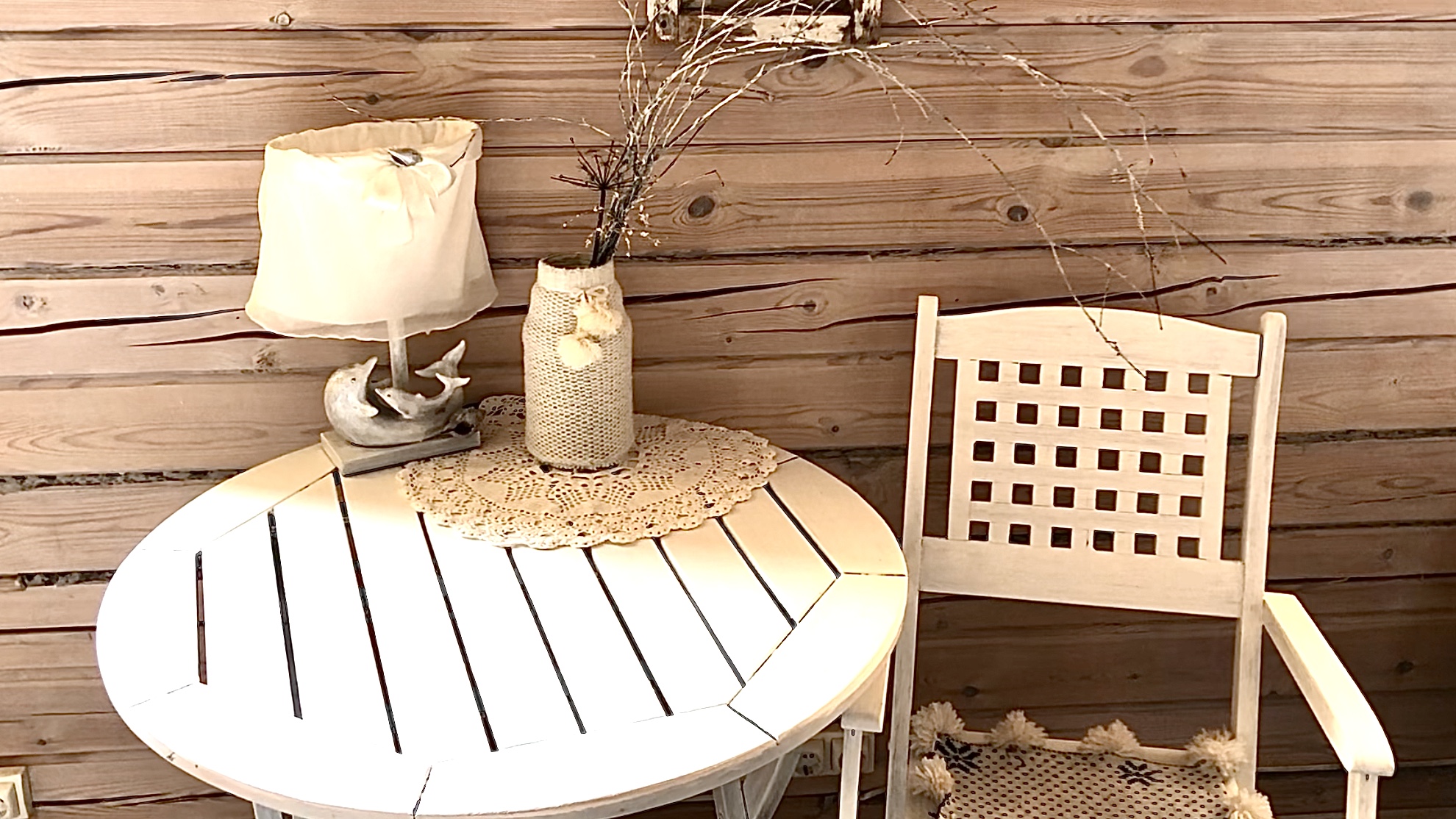 Переделка старой садовой Мебели своими руками. Красим старый деревянный Стол и Стул