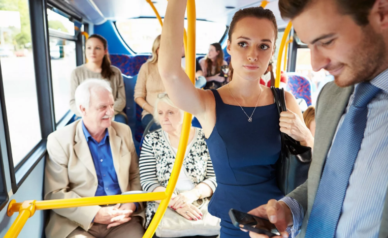 Скажи, а ты меня сегодня любишь?  Автор текста Наталья Задорожная. Стихи о жизни.