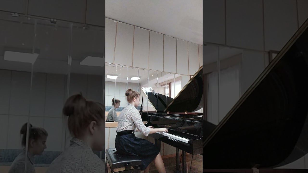 Лиза на конкурс