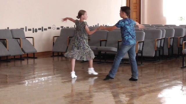 02 - Разминка - R_J