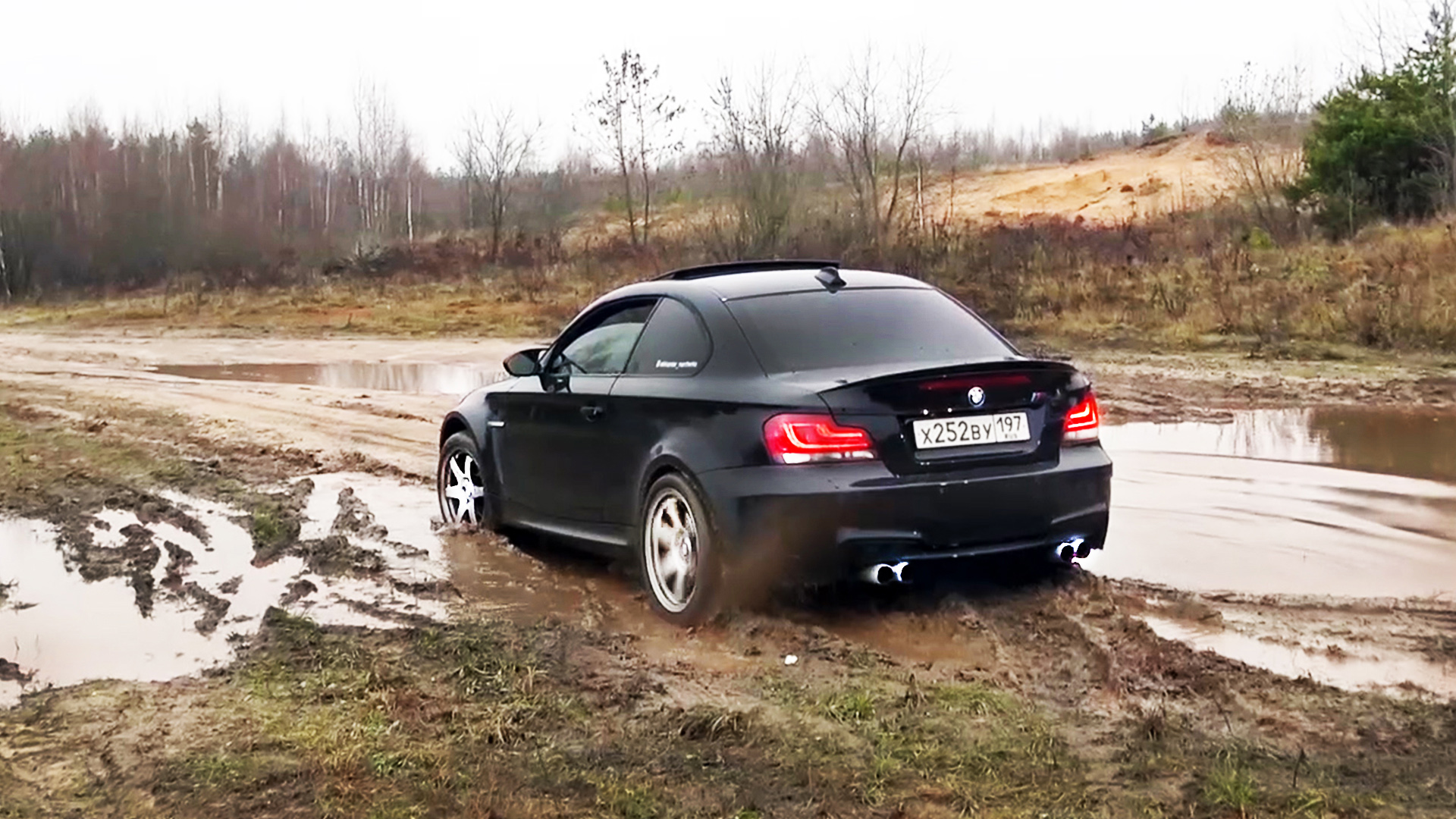 Мажор переоценил понтовую BMW на бездорожье. Нетормози