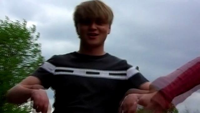 Апельсиновые мальчики.Лёд в глазах чув.mpg