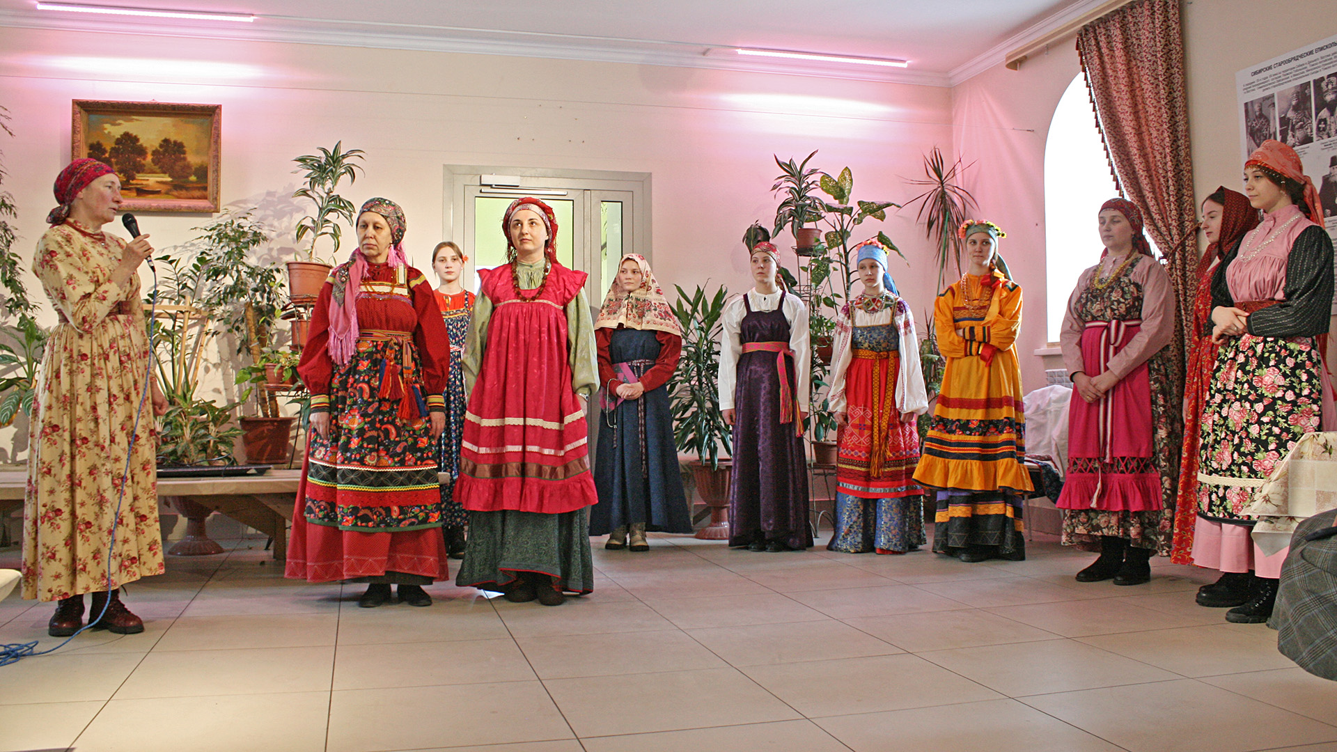 «Поэзия русского старообрядческого костюма» от М.Н. Сигаревой в Барнауле