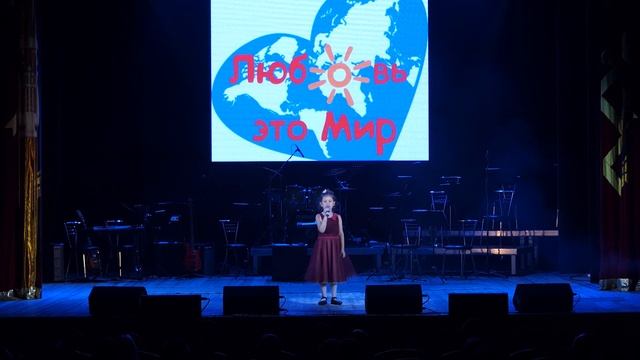 София Шуляк. Облака