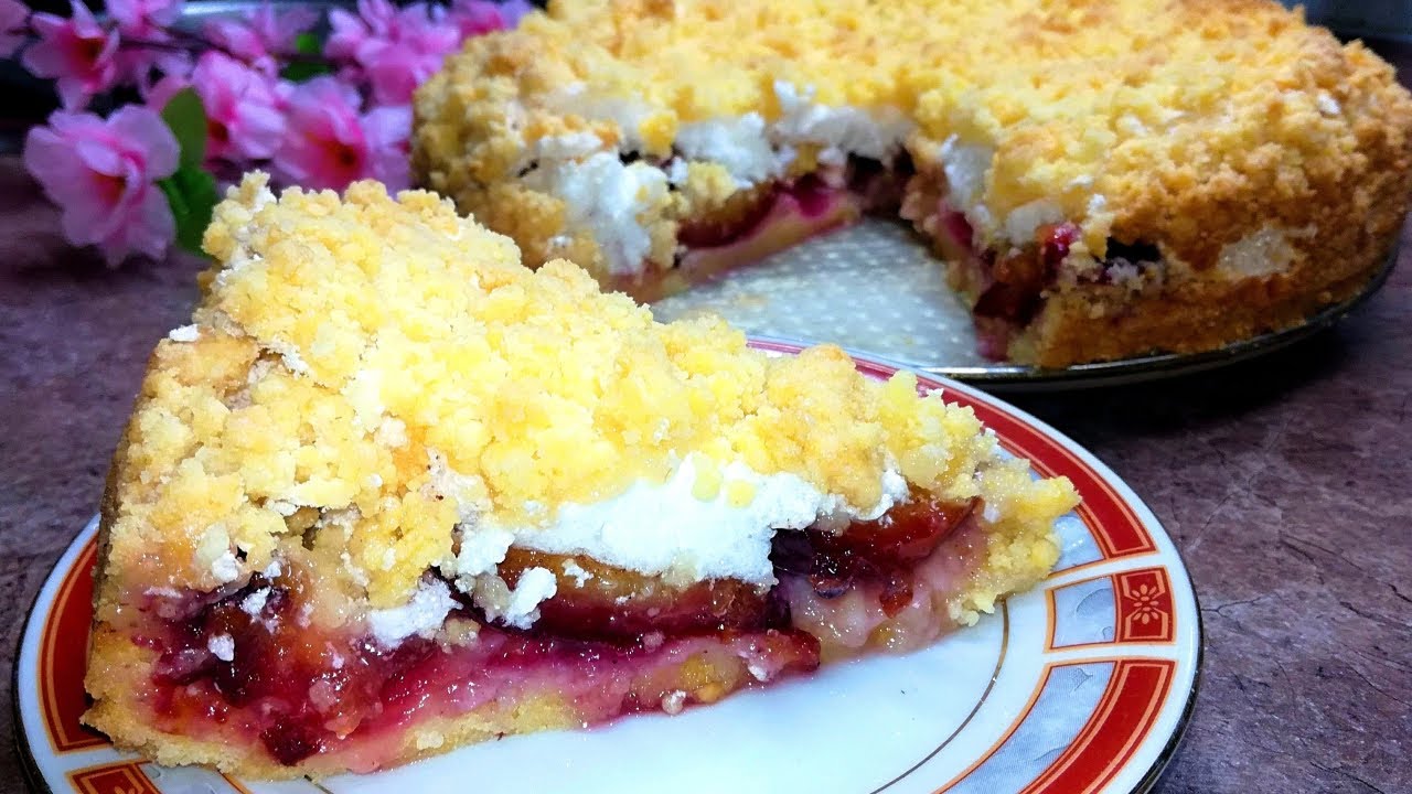 Нежнейший пирог со сливами с хрустящей корочкой! Такой вкуснятину стоит попробовать!