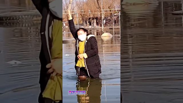 Аква парк в Китае. Пришлось намокнуть в высоких сапогах. Wetlook