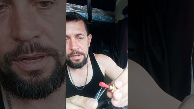 54901 КАМАЗ как вытащить фиттинг пневмосистемы