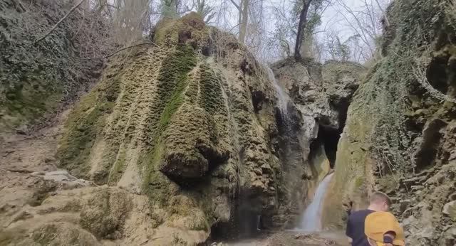 В долину сказочных водопадов