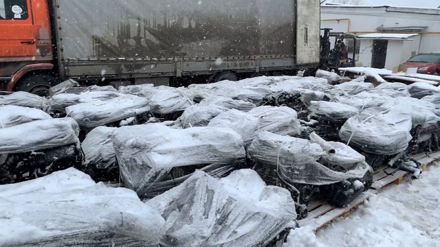 Carvet. Забитый склад агрегатами.