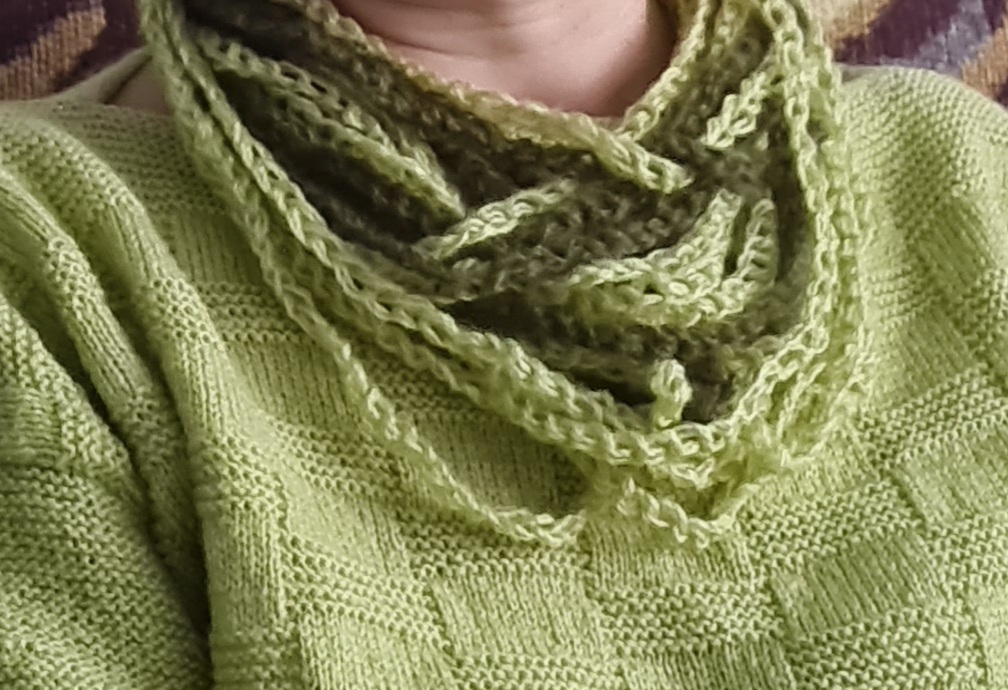 ШАРФИК ИЗ ВОЗДУШНЫХ ПЕТЕЛЬ КРЮЧКОМ