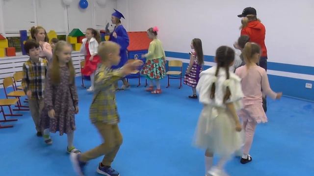 Выпускной Школы для дошкольников "Филиппок" 2022 г.mp4