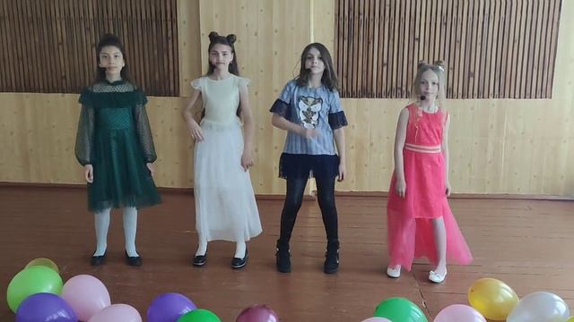 Ангелина Узун и группа Феникс - Я стала взрослее на год