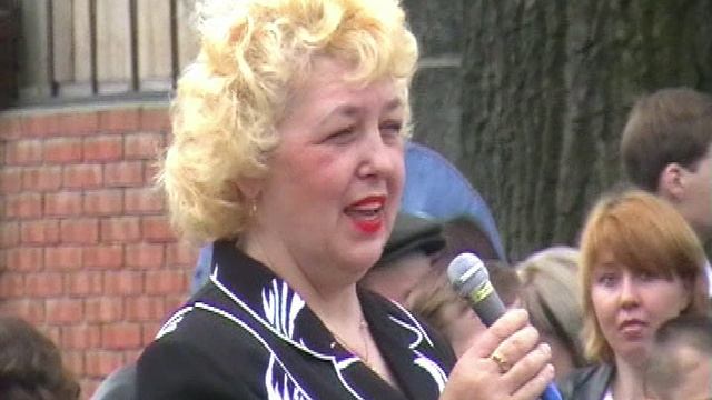 2007.05.09 концерт в Александровке в день победы 8- 2 Романса-Калидка и Мисяць по нэбу ходыть(укр)