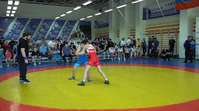 Сброс с нырком под дальнюю руку