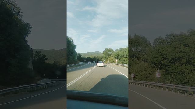 Дорога через перевал 🚗