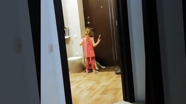 Эпаньоль Бретон и дети.mp4