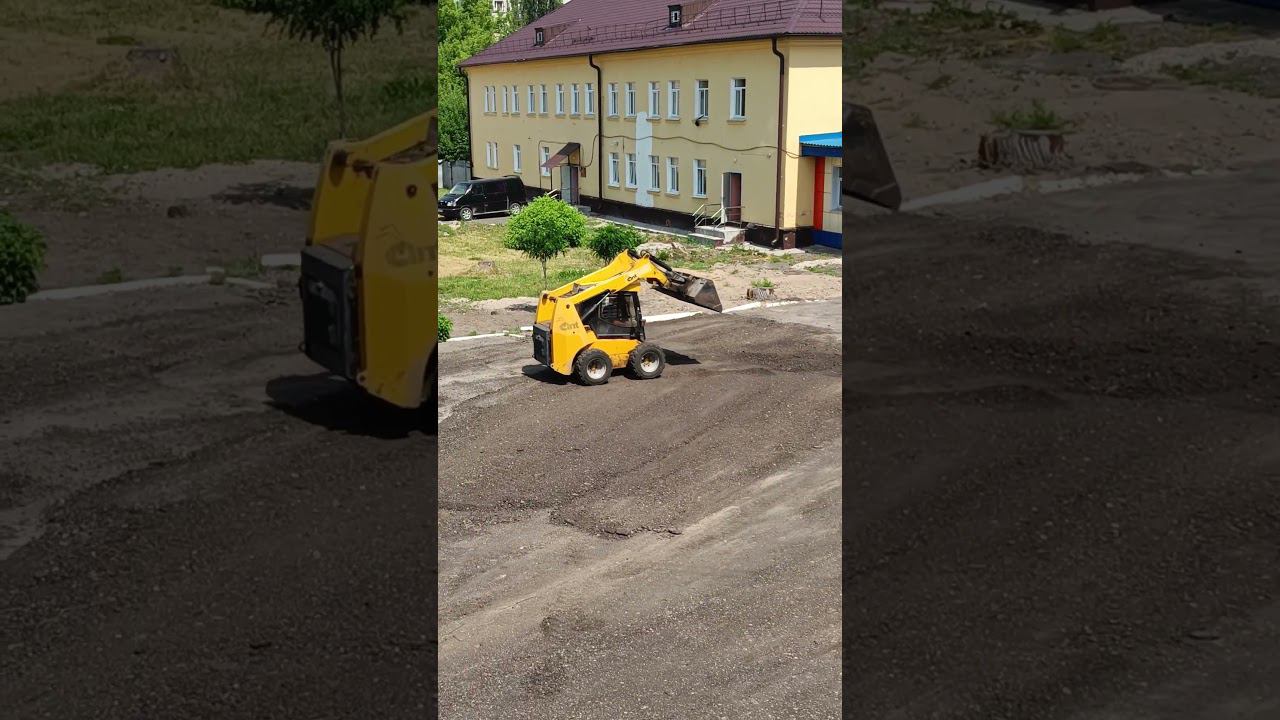 Мини погрузчик ANT 1000.01 с ковшом колёсный. Асфальтирование укладка асфальтной крошки