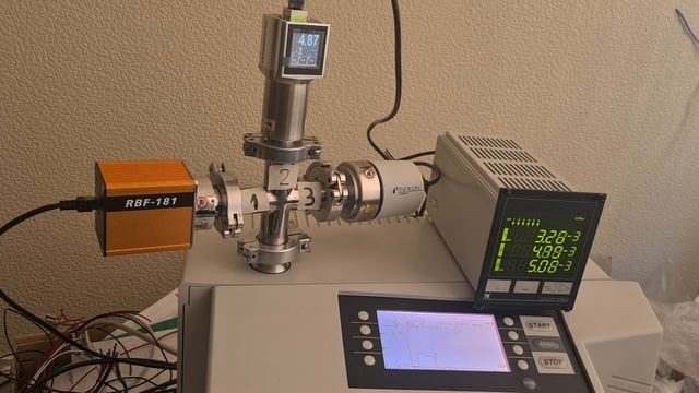 Вакуумметр при 1000 - 2.0Е-3 мбар RBF-181(Reborn), PTR90N (Leybold), MPG400 (Inficon) #вакуумметр