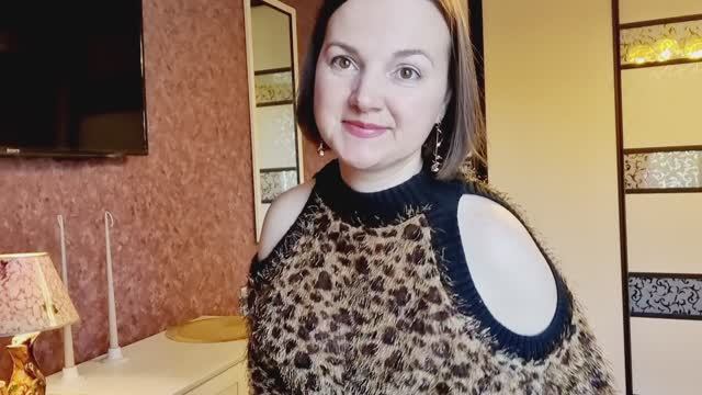 Вязание. Знакомство с пряжей. Готовые изделия сентября. Пряжа Lana Grossa Tris. Текстильный клей.